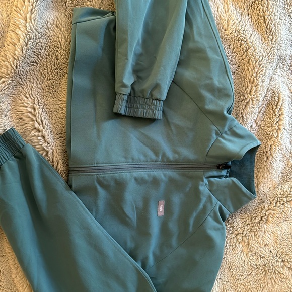 Figs | Jackets & Coats | Figs Sydney Scrub Jacket In Hydrogreen | Poshmark